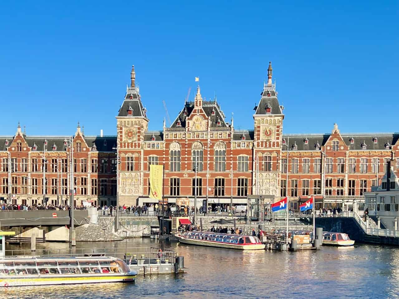 Cycling routes in Amsterdam - Sustainable Cities